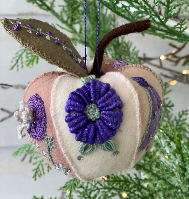 Luxurious Apple Kits – Apple Basket Quilts